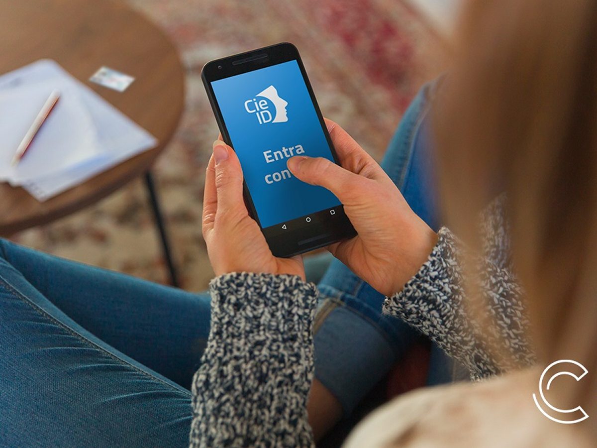 App CieID per Android: come si usa e quali differenze con SPID ...