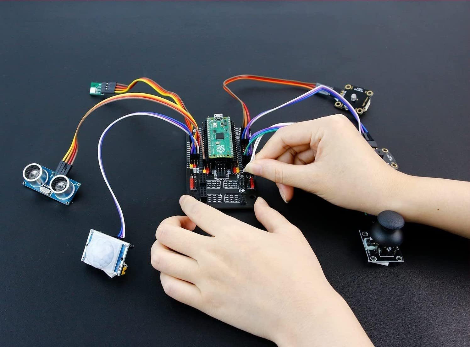 Raspberry Pi Pico programmabile con il semplice linguaggio Basic